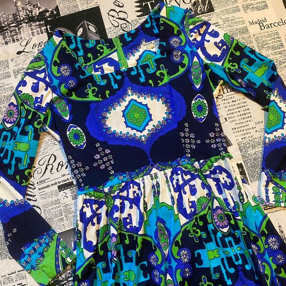 Carroll Reed Ski Shops | Dresses | Carroll Reed Ski Shops Blue Green ...